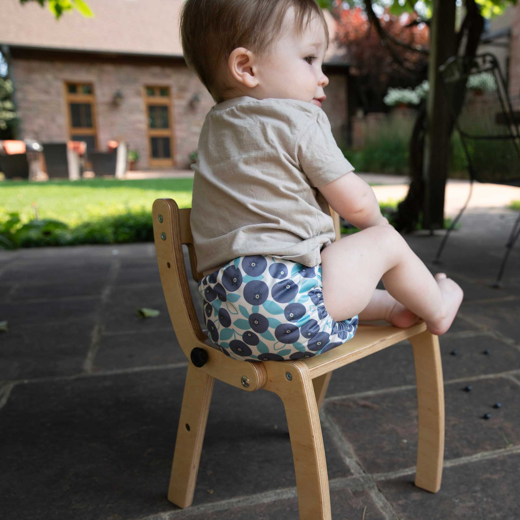 Cloth diapers for baby featuring organic and reusable diapers. – Green ...